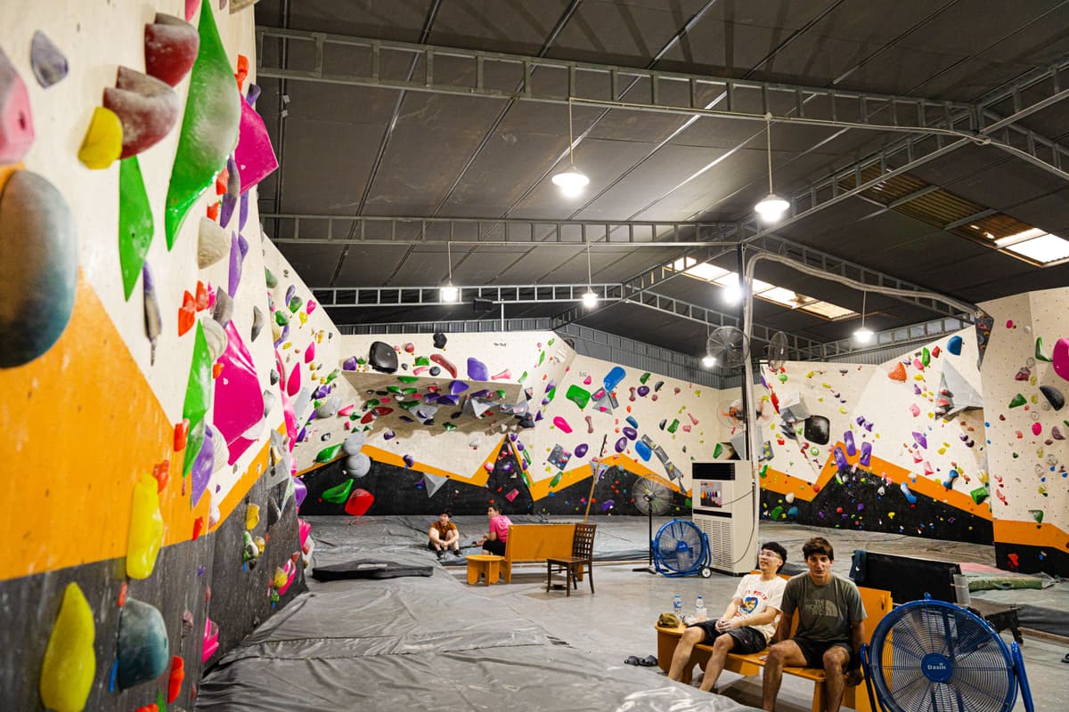VietClimb | Hanoi’s Premier Bouldering Gym for All Levels | VietClimb