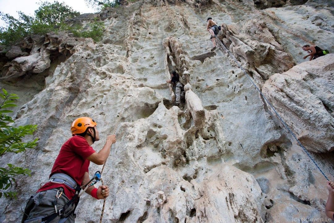 VietClimb Outdoor Trips | Huu Lung & Cat Ba | VietClimb